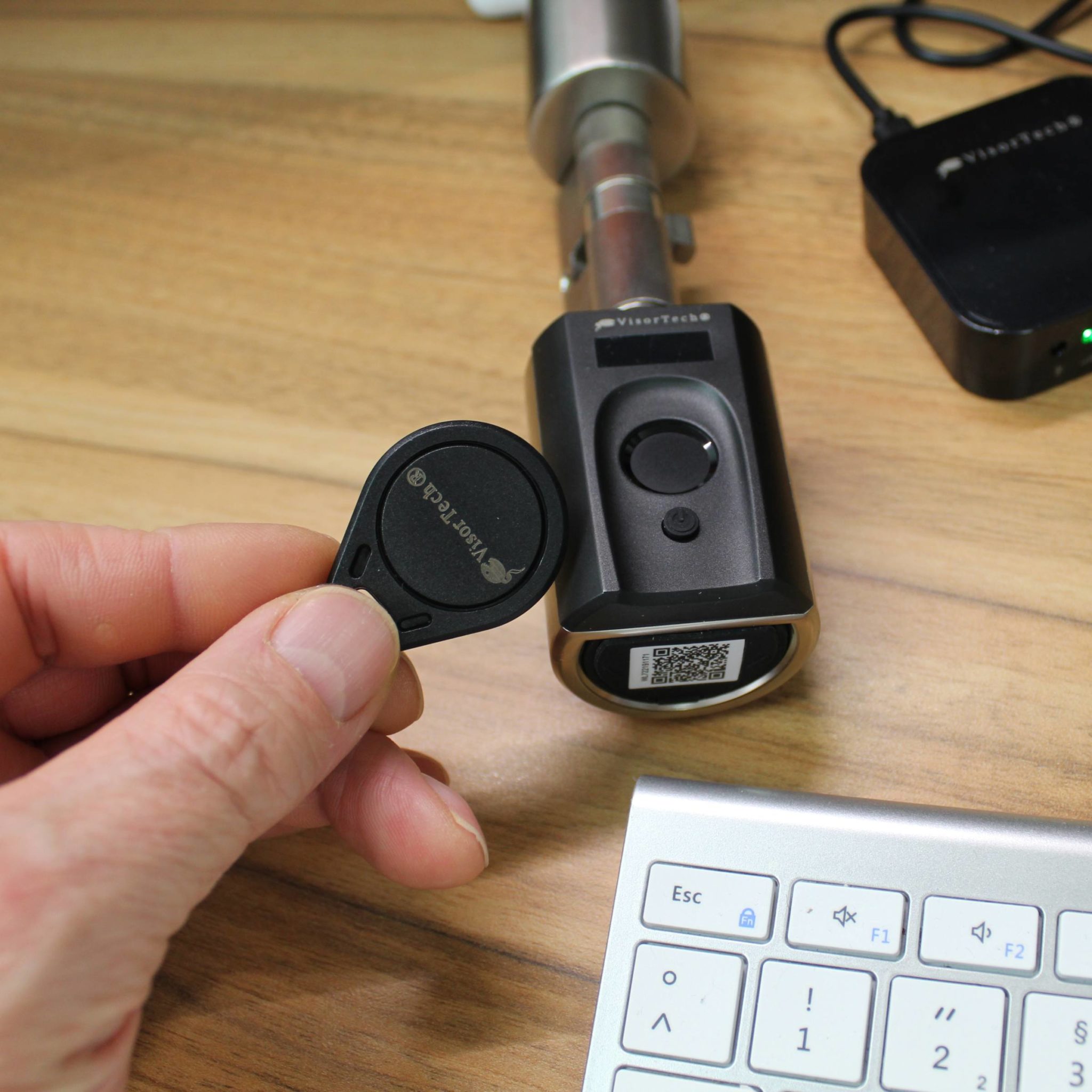 Fingerprint-Türöffner Test: VisorTech TSZ-700 - I and DIY