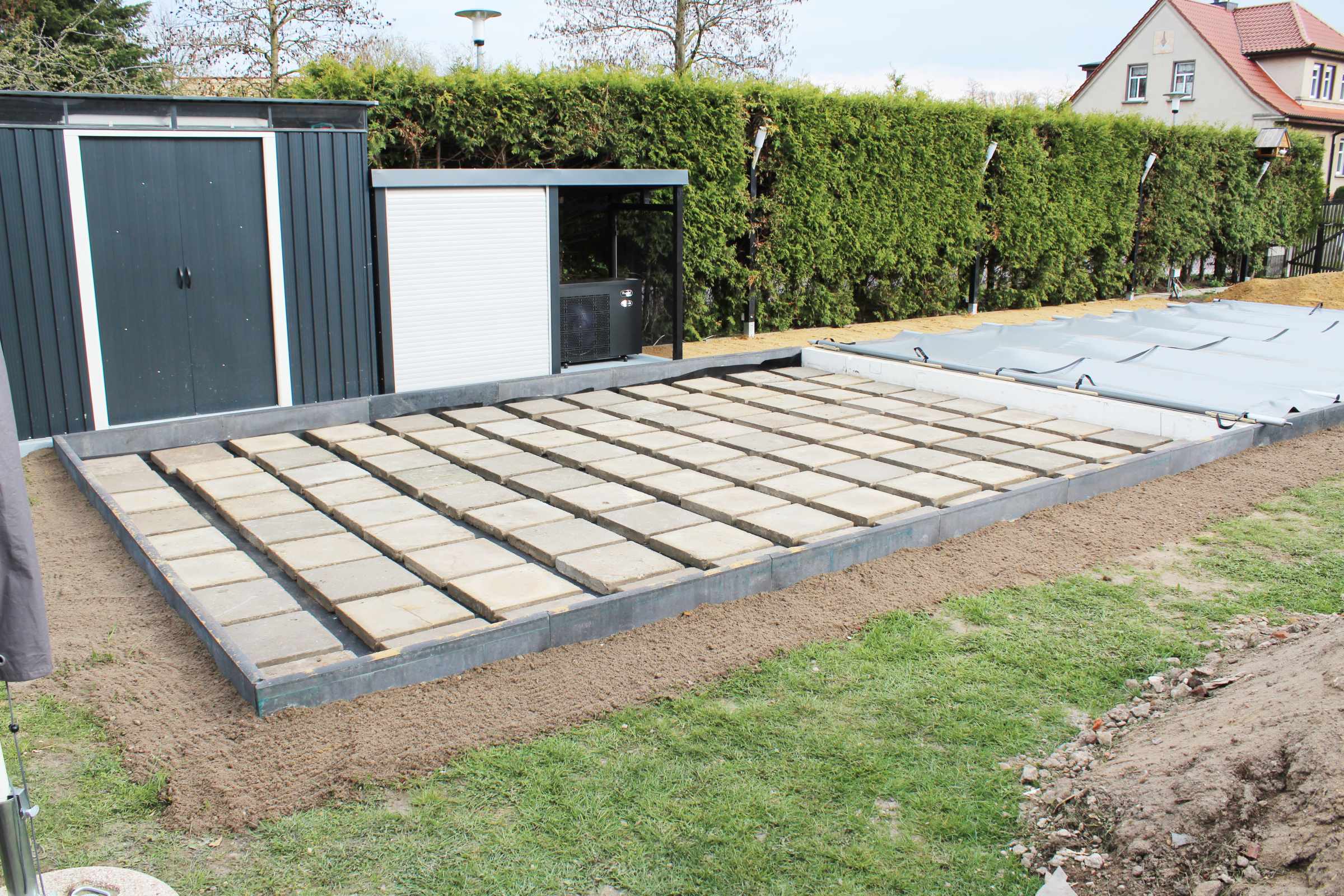 Terrasse selber bauen – mit Stelzlager und WPC-Dielen - DIY