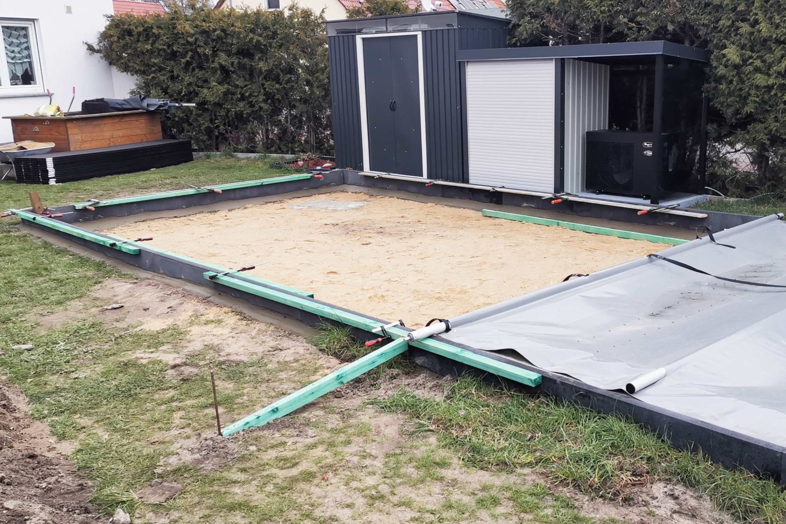 Terrasse selber bauen – mit Stelzlager und WPC-Dielen - DIY